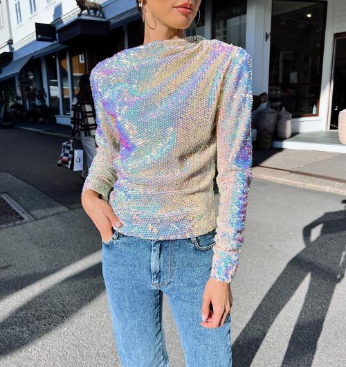 Stage Top - Outer Space Iben - Seven Tønsberg